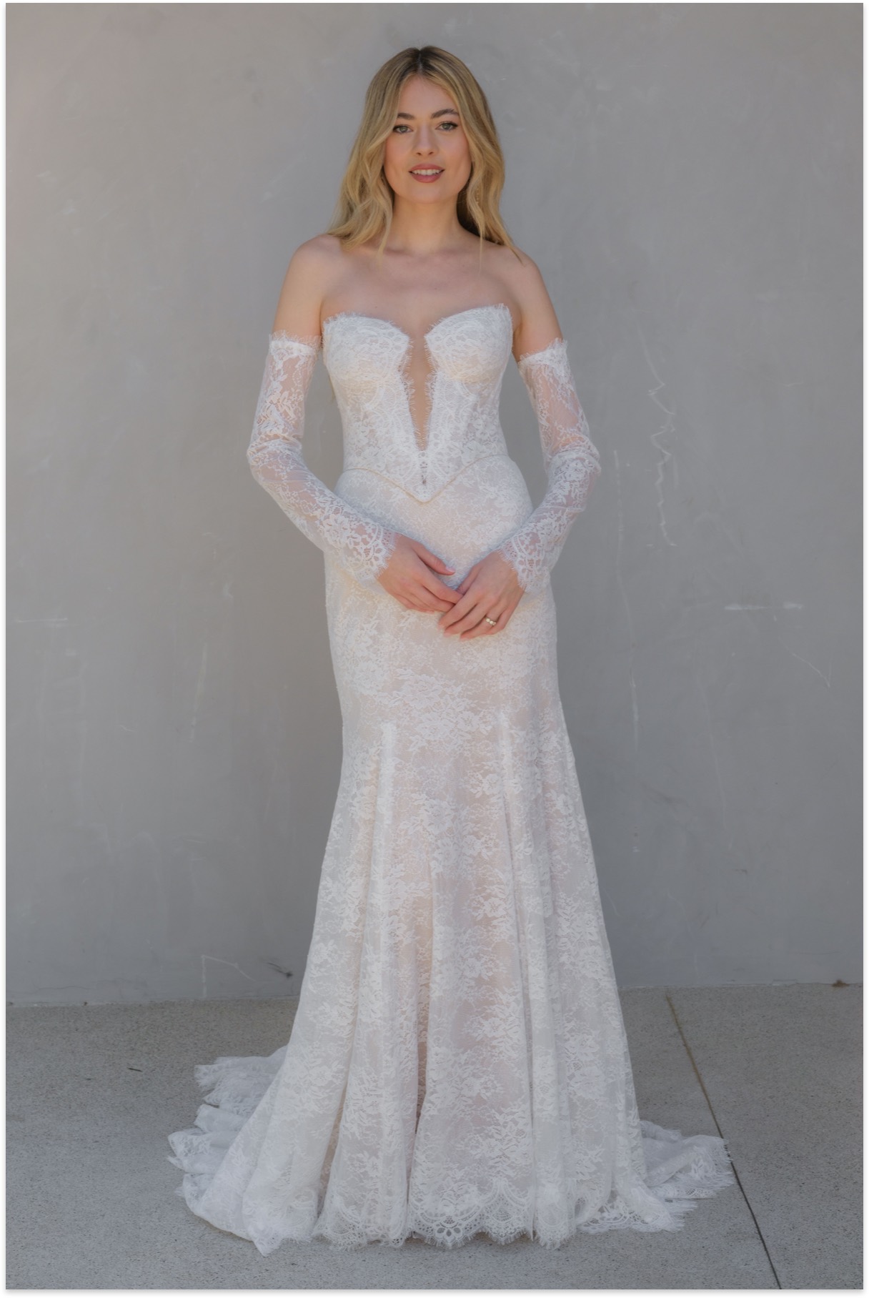 Claire 16158 | Locket Brides | Locket