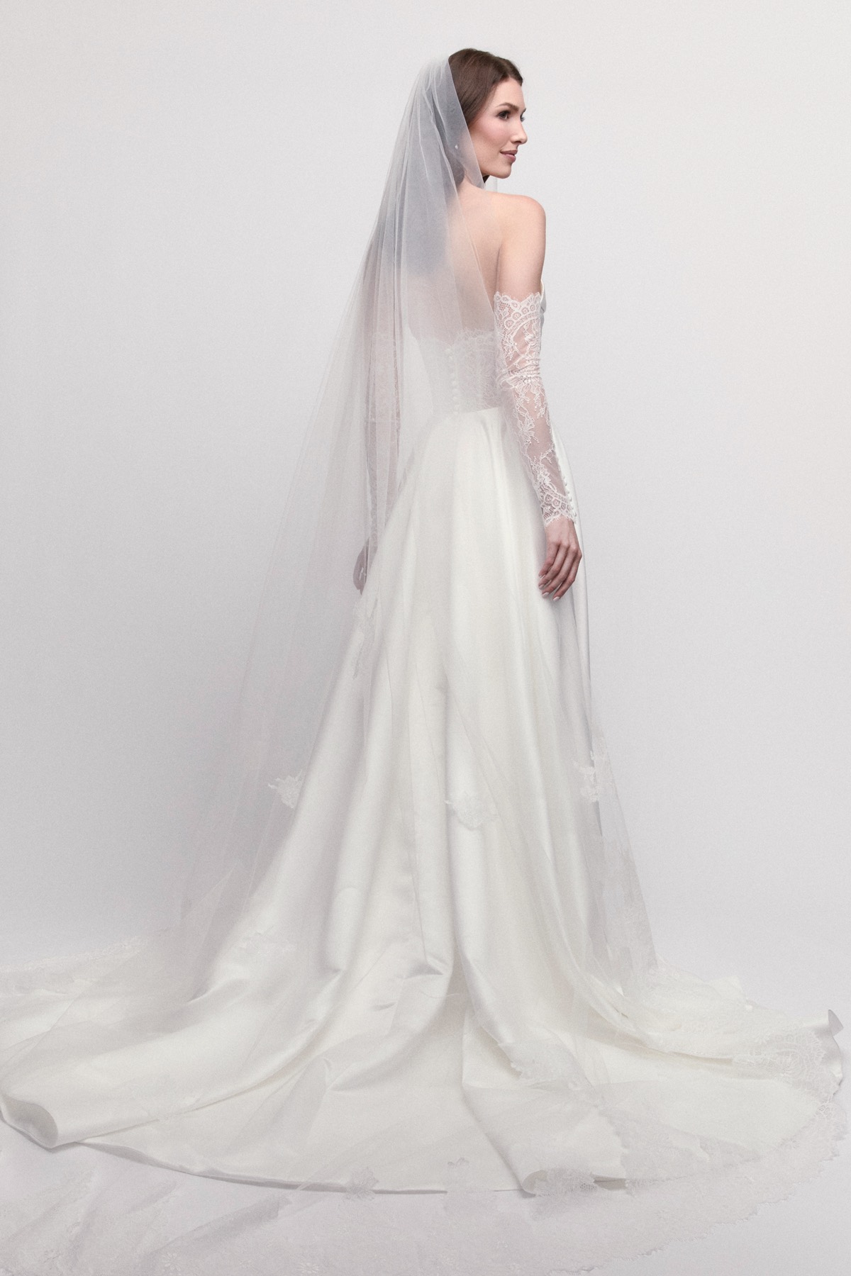 Aster Veil 16938 | Bridal Accessories | Locket
