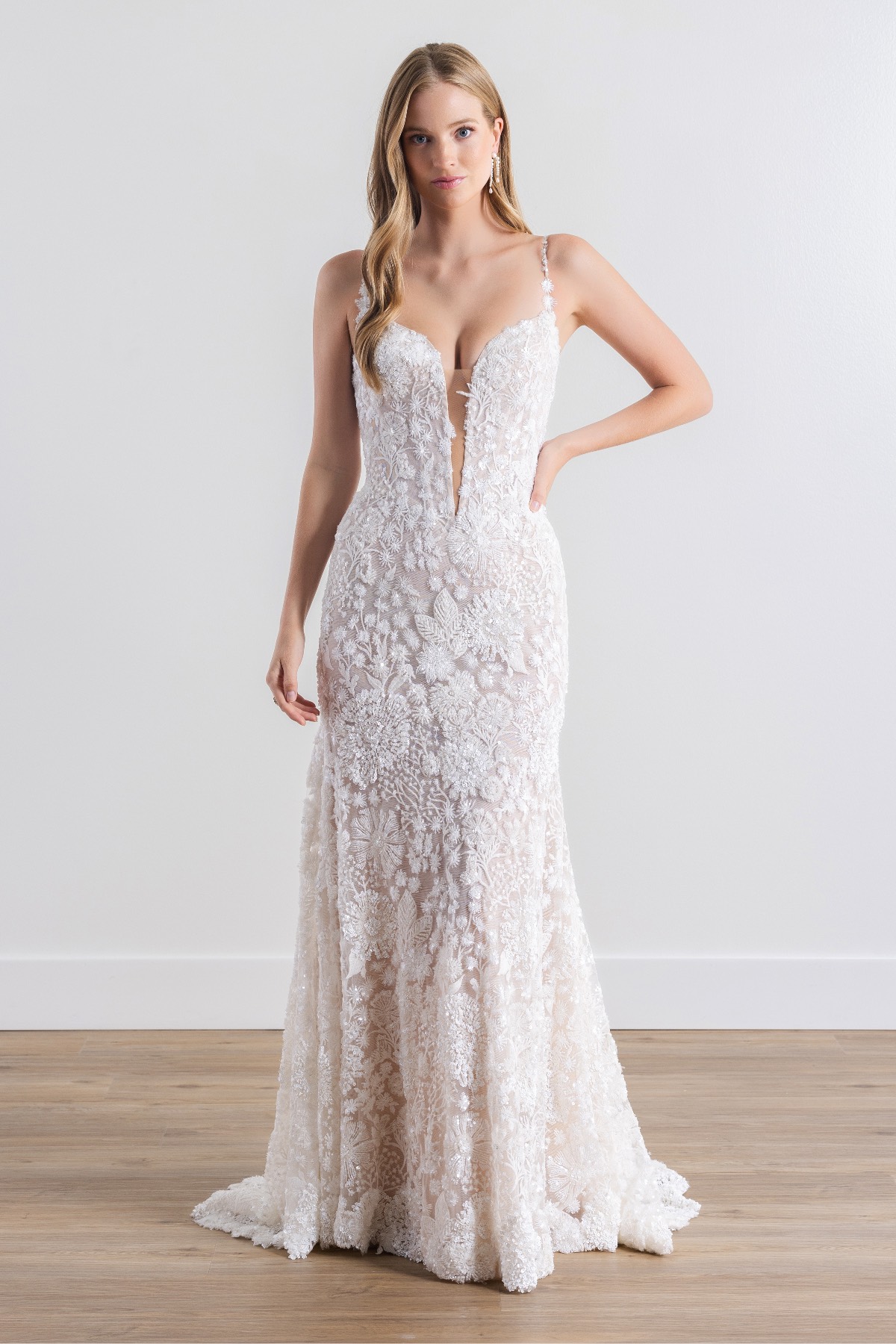 Cassandra 69406B | Watters Brides | Watters